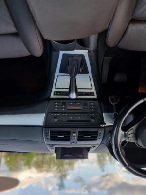 Grey BMW X3 2009 in Riga, with an engine capacity of 2.00 L and mileage of 226 thousand km for 7770 €, photo 32 on AUTOMOTO.COM.LV