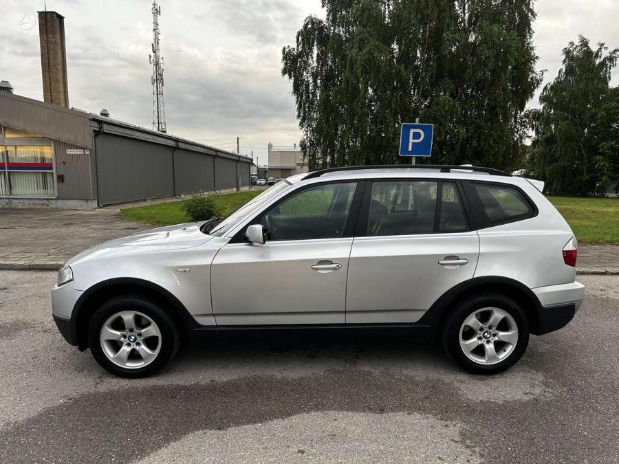 Grey BMW X3 2009 in Marijampole, with an engine capacity of 2.00 L and mileage of 303 thousand km for 4750 €, photo 3 on AUTOMOTO.COM.LV