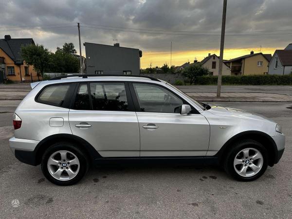 Grey BMW X3 2009 in Marijampole, with an engine capacity of 2.00 L and mileage of 303 thousand km for 4750 €, photo 6 on AUTOMOTO.COM.LV
