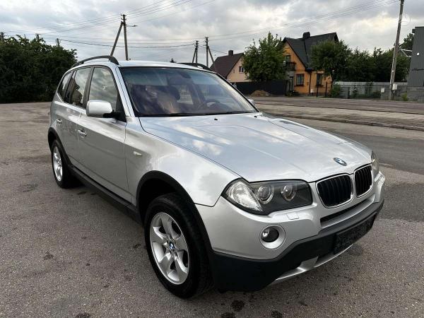 Grey BMW X3 2009 in Marijampole, with an engine capacity of 2.00 L and mileage of 303 thousand km for 4750 €, photo 7 on AUTOMOTO.COM.LV