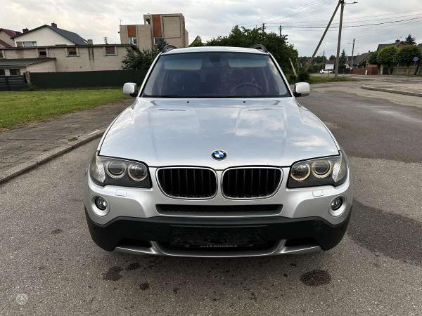 Grey BMW X3 2009 in Marijampole, with an engine capacity of 2.00 L and mileage of 303 thousand km for 4750 €, photo 8 on AUTOMOTO.COM.LV