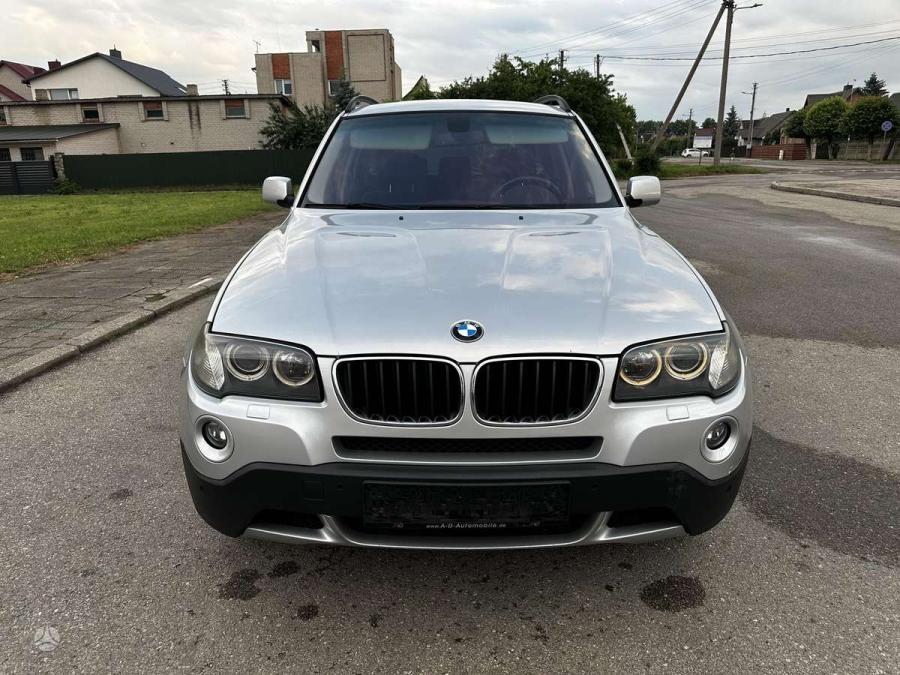 Grey BMW X3 2009 in Marijampole, with an engine capacity of 2.00 L and mileage of 303 thousand km for 4750 €, photo 9 on AUTOMOTO.COM.LV