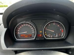 Grey BMW X3 2009 in Marijampole, with an engine capacity of 2.00 L and mileage of 303 thousand km for 4750 €, photo 16 on AUTOMOTO.COM.LV