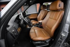 Pelēks BMW X3 2009 Jelgava, ar dzinēja tilpumu 2.00 L un nobraukumu 334 tūkst. km par 5250 €, foto 13 vietnē AUTOMOTO.COM.LV