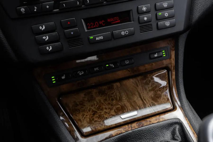 Pelēks BMW X3 2009 Jelgava, ar dzinēja tilpumu 2.00 L un nobraukumu 334 tūkst. km par 5250 €, foto 17 vietnē AUTOMOTO.COM.LV