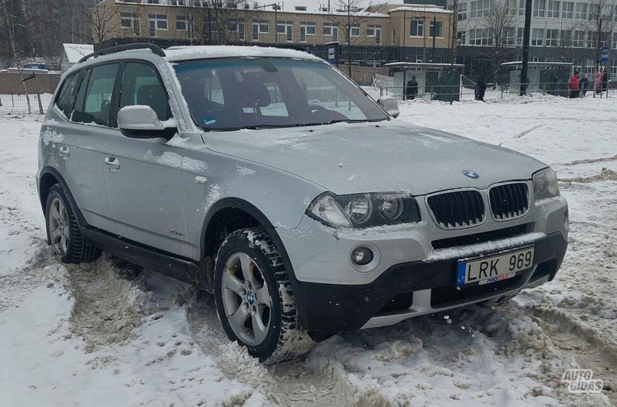 Pelēks BMW X3 2010 Viļņa, ar dzinēja tilpumu 2.00 L un nobraukumu 245 tūkst. km par 4900 €, foto 1 vietnē AUTOMOTO.COM.LV