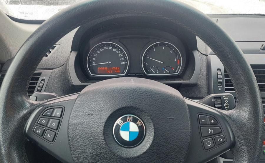 Pelēks BMW X3 2010 Viļņa, ar dzinēja tilpumu 2.00 L un nobraukumu 245 tūkst. km par 4900 €, foto 13 vietnē AUTOMOTO.COM.LV