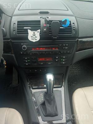 Pelēks BMW X3 2010 Rēzekne, ar dzinēja tilpumu 2.00 L un nobraukumu 264 tūkst. km par 7200 €, foto 11 vietnē AUTOMOTO.COM.LV
