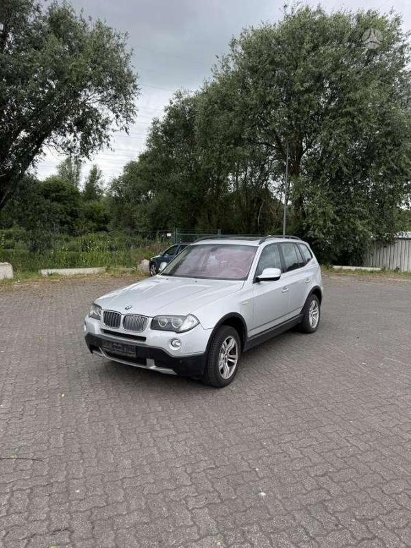 Grey BMW X3 2010 in Marijampole, with an engine capacity of 2.99 L and mileage of 444 thousand km for 3650 €, photo 3 on AUTOMOTO.COM.LV