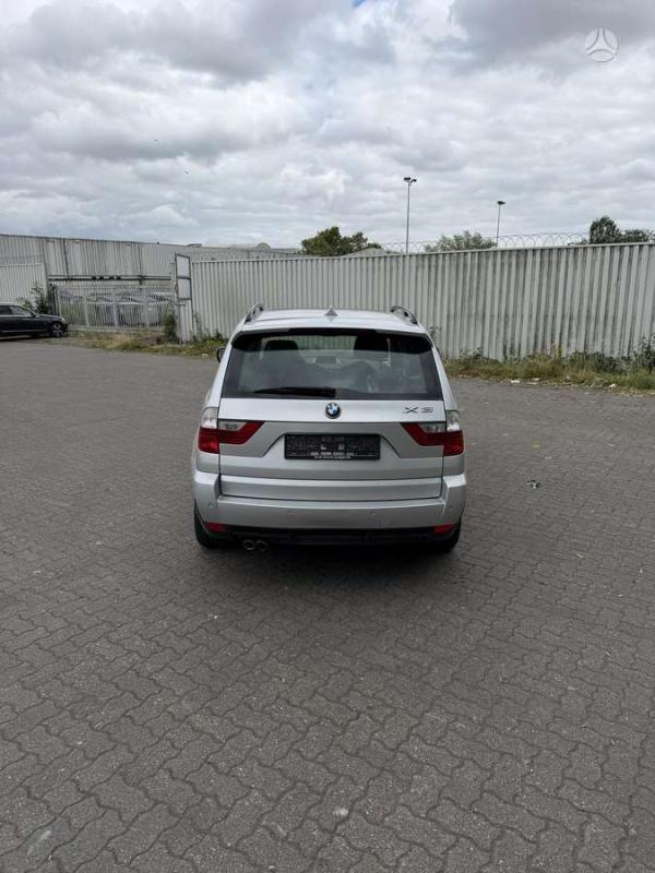 Grey BMW X3 2010 in Marijampole, with an engine capacity of 2.99 L and mileage of 444 thousand km for 3650 €, photo 6 on AUTOMOTO.COM.LV