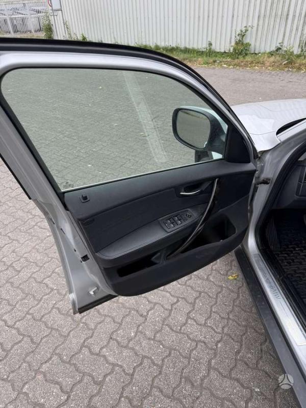 Grey BMW X3 2010 in Marijampole, with an engine capacity of 2.99 L and mileage of 444 thousand km for 3650 €, photo 8 on AUTOMOTO.COM.LV