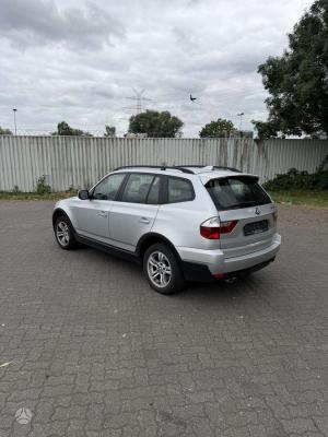 Grey BMW X3 2010 in Marijampole, with an engine capacity of 2.99 L and mileage of 444 thousand km for 3650 €, photo 6 on AUTOMOTO.COM.LV