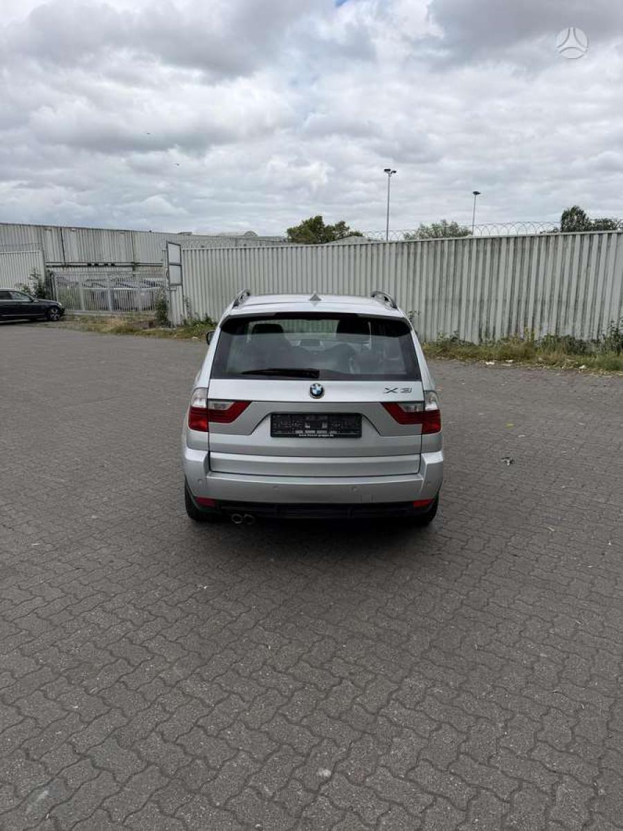 Grey BMW X3 2010 in Marijampole, with an engine capacity of 2.99 L and mileage of 444 thousand km for 3650 €, photo 7 on AUTOMOTO.COM.LV