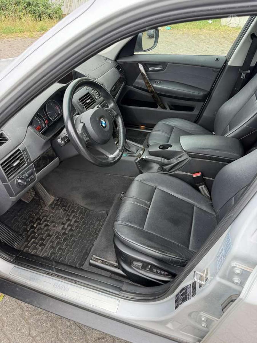 Grey BMW X3 2010 in Marijampole, with an engine capacity of 2.99 L and mileage of 444 thousand km for 3650 €, photo 10 on AUTOMOTO.COM.LV
