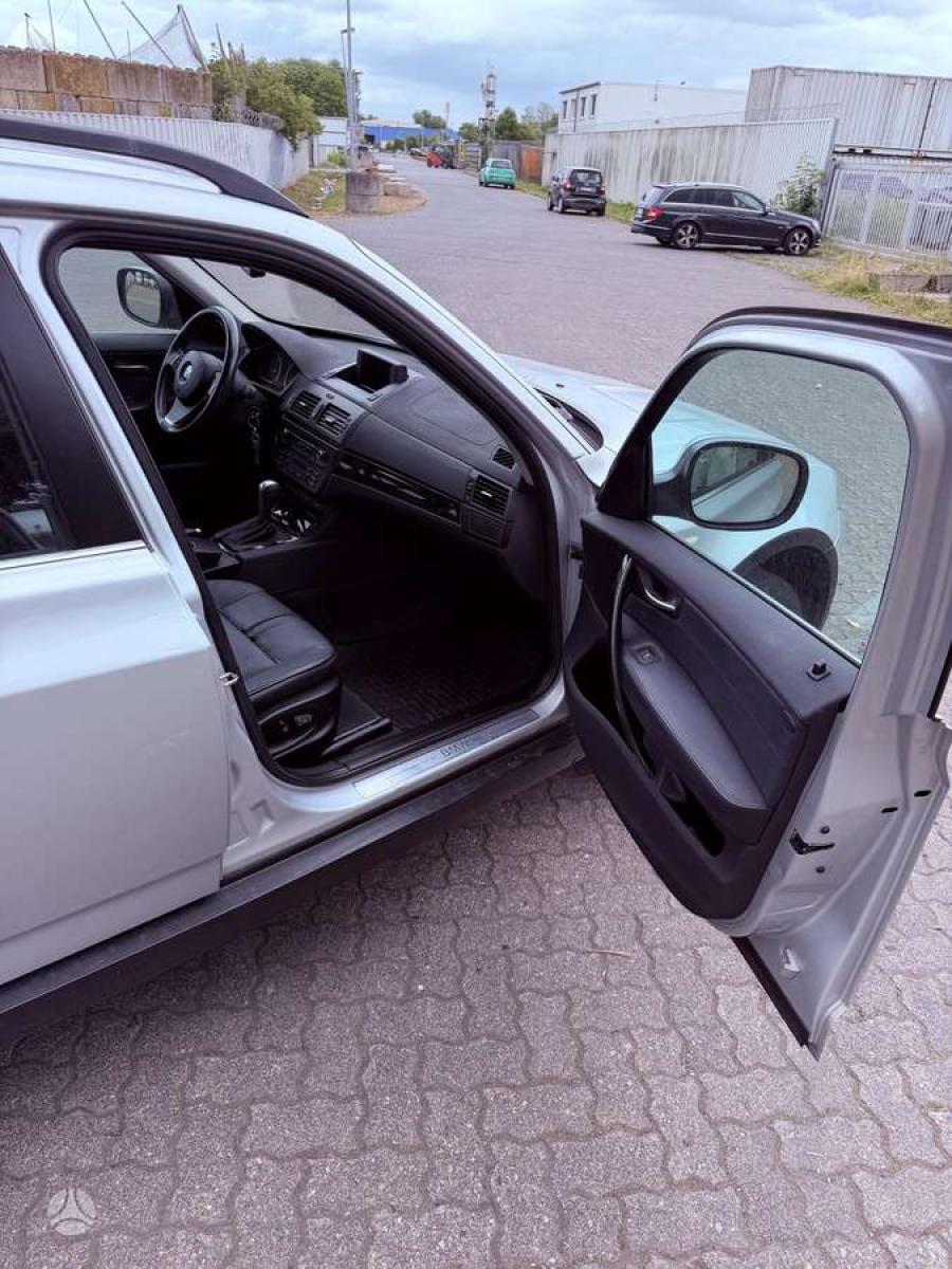 Grey BMW X3 2010 in Marijampole, with an engine capacity of 2.99 L and mileage of 444 thousand km for 3650 €, photo 19 on AUTOMOTO.COM.LV