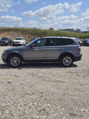 Pelēks BMW X3 2010 Viļņa, ar dzinēja tilpumu 2.00 L un nobraukumu 355 tūkst. km par 4500 €, foto  vietnē AUTOMOTO.COM.LV