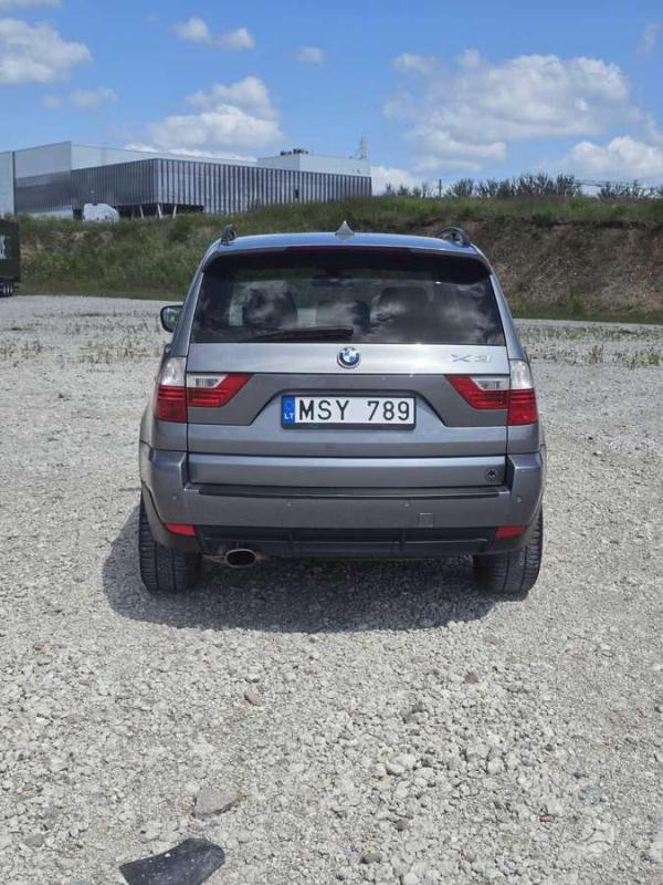 Pelēks BMW X3 2010 Viļņa, ar dzinēja tilpumu 2.00 L un nobraukumu 355 tūkst. km par 4500 €, foto 4 vietnē AUTOMOTO.COM.LV