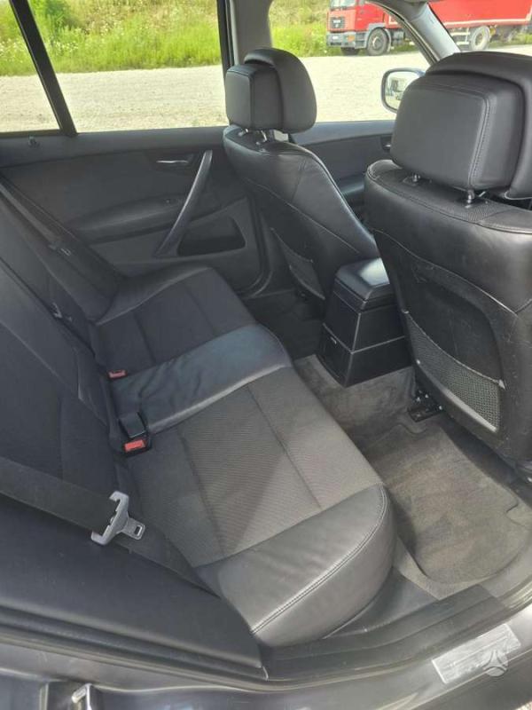 Pelēks BMW X3 2010 Viļņa, ar dzinēja tilpumu 2.00 L un nobraukumu 355 tūkst. km par 4500 €, foto 9 vietnē AUTOMOTO.COM.LV