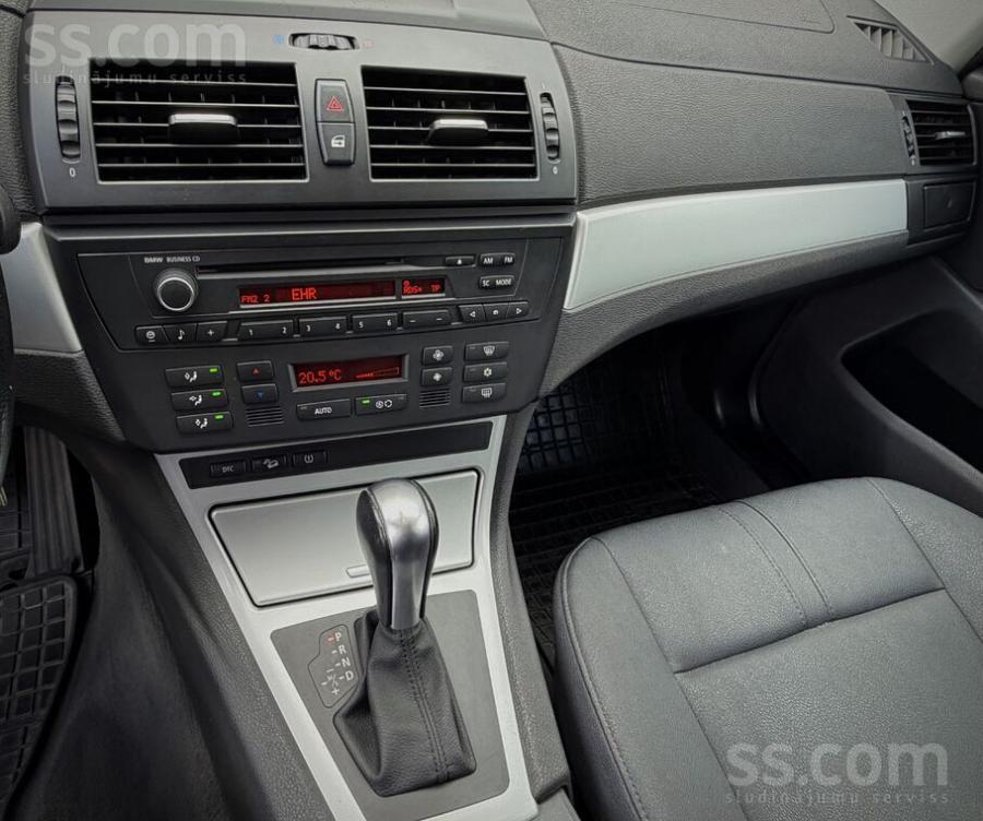 Pelēks BMW X3 2010 Jelgava, ar dzinēja tilpumu 2.00 L un nobraukumu 0 tūkst. km par 5999 €, foto 14 vietnē AUTOMOTO.COM.LV