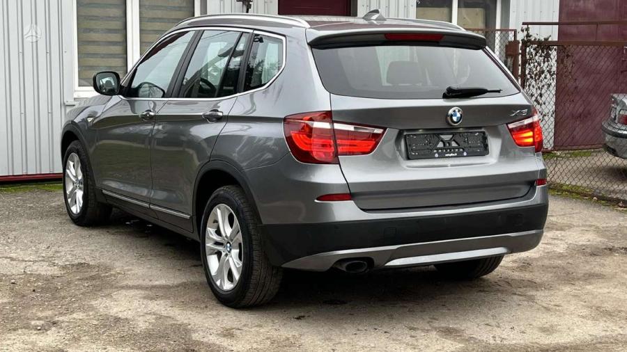 Grey BMW X3 2011 in Ukmerge, with an engine capacity of 2.00 L and mileage of 299 thousand km for 9200 €, photo 4 on AUTOMOTO.COM.LV