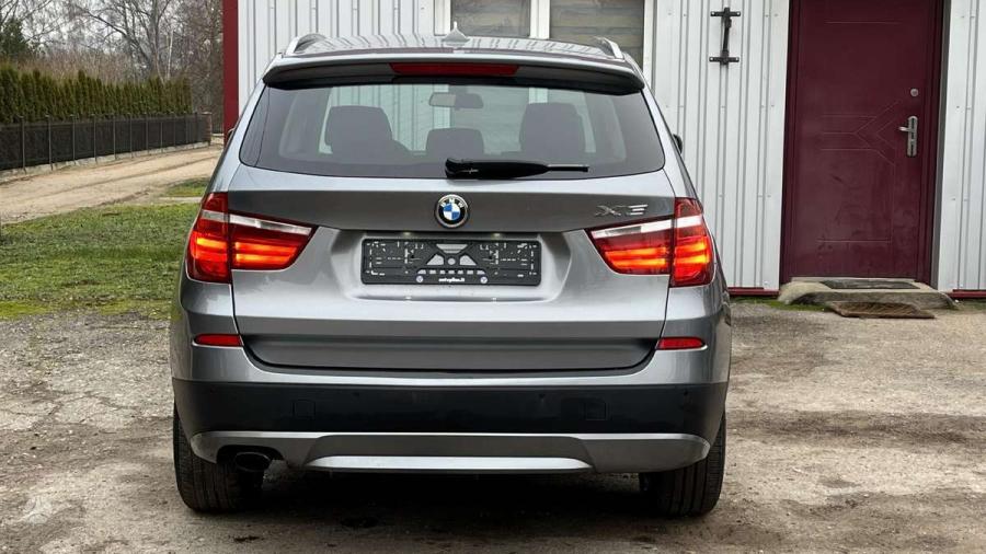 Grey BMW X3 2011 in Ukmerge, with an engine capacity of 2.00 L and mileage of 299 thousand km for 9200 €, photo 6 on AUTOMOTO.COM.LV