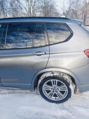 Grey BMW X3 2011 in Liepaja, with an engine capacity of 3.00 L and mileage of 312 thousand km for 12400 €, photo 6 on AUTOMOTO.COM.LV