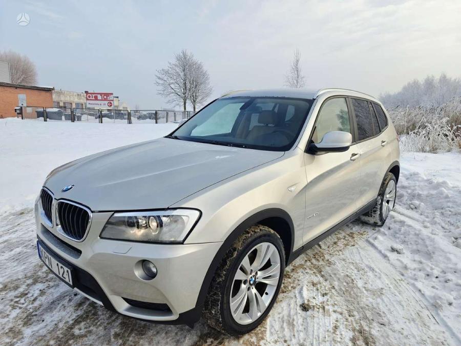 Grey BMW X3 2011 in Siauliai, with an engine capacity of 2.00 L and mileage of 211 thousand km for 8600 €, photo 1 on AUTOMOTO.COM.LV