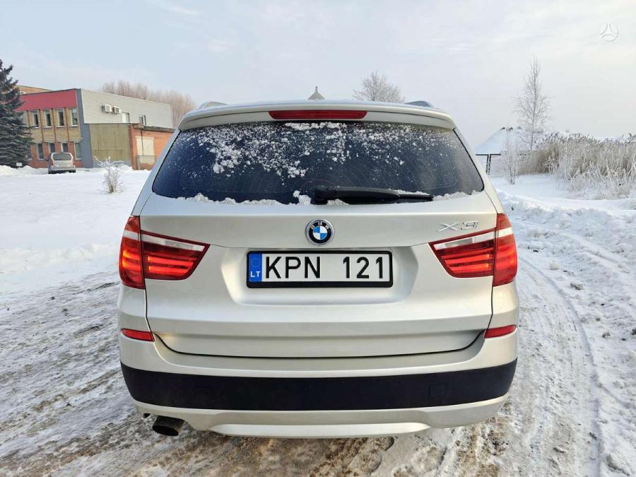 Grey BMW X3 2011 in Siauliai, with an engine capacity of 2.00 L and mileage of 211 thousand km for 8600 €, photo 5 on AUTOMOTO.COM.LV