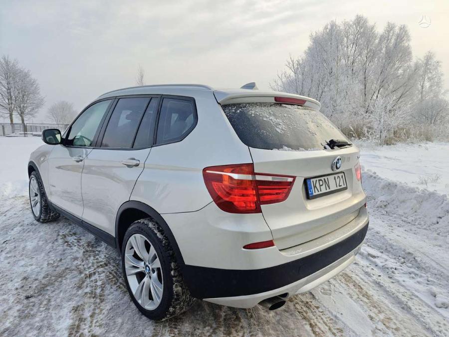 Grey BMW X3 2011 in Siauliai, with an engine capacity of 2.00 L and mileage of 211 thousand km for 8600 €, photo 7 on AUTOMOTO.COM.LV