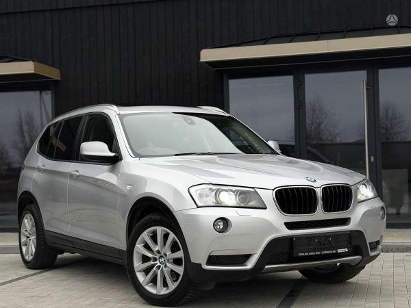 Pelēks BMW X3 2011 Šauļi, ar dzinēja tilpumu 2.00 L un nobraukumu 299 tūkst. km par 10650 €, foto 1 vietnē AUTOMOTO.COM.LV