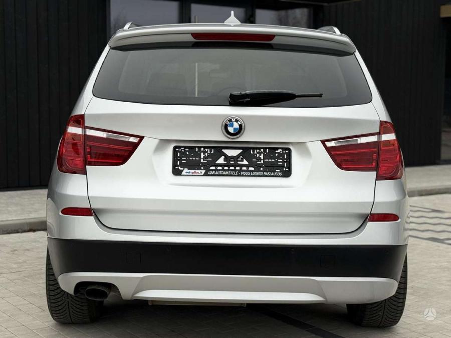 Pelēks BMW X3 2011 Šauļi, ar dzinēja tilpumu 2.00 L un nobraukumu 299 tūkst. km par 10650 €, foto 11 vietnē AUTOMOTO.COM.LV