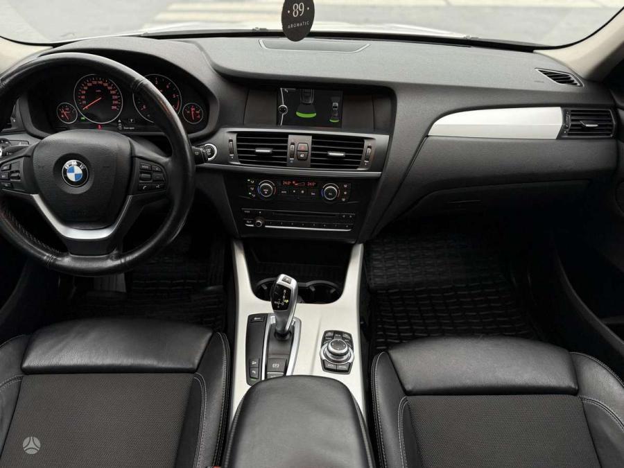 Pelēks BMW X3 2011 Šauļi, ar dzinēja tilpumu 2.00 L un nobraukumu 299 tūkst. km par 10650 €, foto 15 vietnē AUTOMOTO.COM.LV
