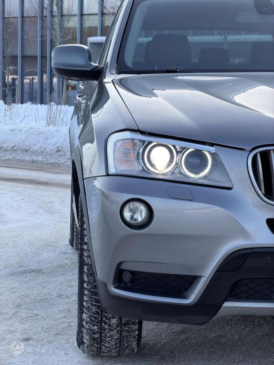 Grey BMW X3 2011 in Vilnius, with an engine capacity of 3.00 L and mileage of 350 thousand km for 6850 €, photo 3 on AUTOMOTO.COM.LV