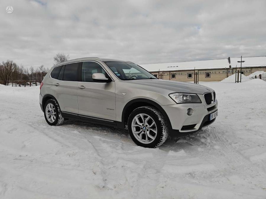 Grey BMW X3 2011 in Taurage, with an engine capacity of 2.00 L and mileage of 343 thousand km for 7700 €, photo 4 on AUTOMOTO.COM.LV