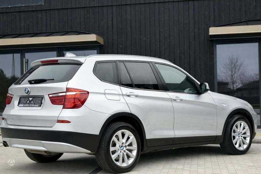 Pelēks BMW X3 2011 Šauļi, ar dzinēja tilpumu 2.00 L un nobraukumu 299 tūkst. km par 10650 €, foto 3 vietnē AUTOMOTO.COM.LV