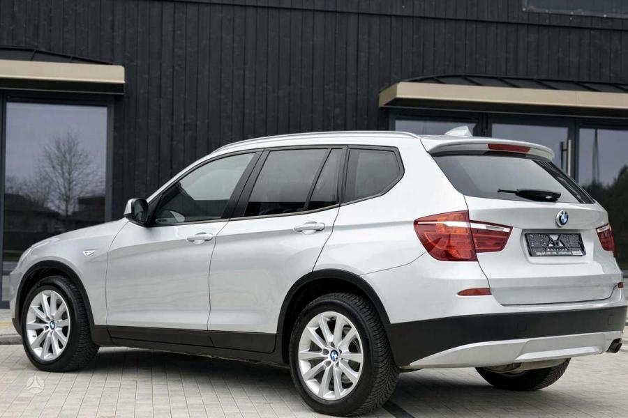 Pelēks BMW X3 2011 Šauļi, ar dzinēja tilpumu 2.00 L un nobraukumu 299 tūkst. km par 10650 €, foto 7 vietnē AUTOMOTO.COM.LV