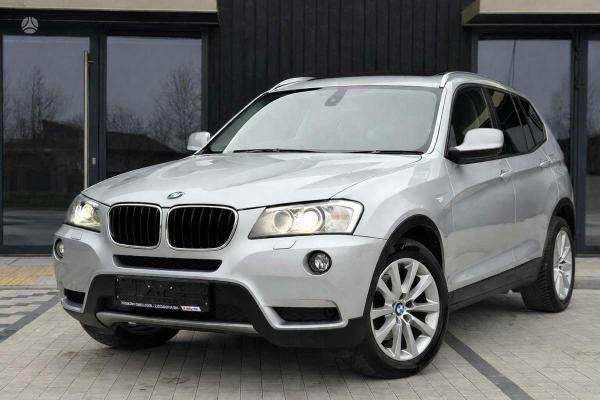 Grey BMW X3 2011 in Siauliai, with an engine capacity of 2.00 L and mileage of 299 thousand km for 10650 €, photo 8 on AUTOMOTO.COM.LV