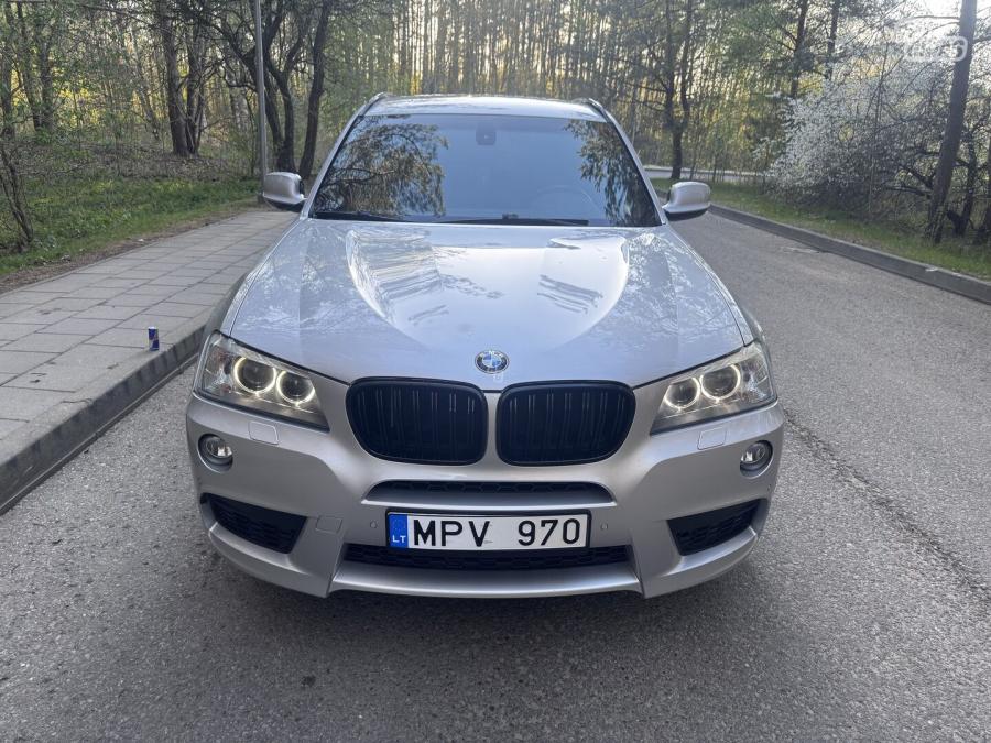 Grey BMW X3 2011 in Vilnius, with an engine capacity of 2.00 L and mileage of 271 thousand km for 11700 €, photo 4 on AUTOMOTO.COM.LV