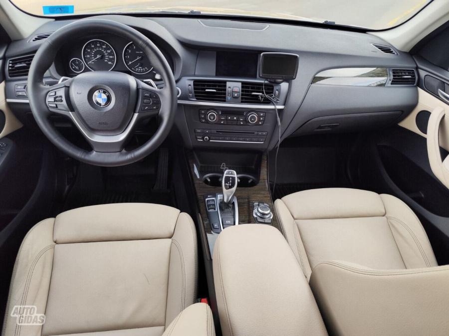 Pelēks BMW X3 2011 Šauļi, ar dzinēja tilpumu 3.00 L un nobraukumu 235 tūkst. km par 8600 €, foto 10 vietnē AUTOMOTO.COM.LV
