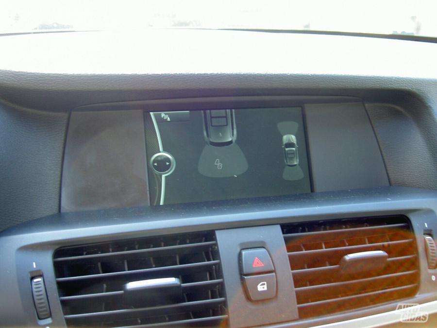 Grey BMW X3 2011 in Vilnius, with an engine capacity of 2.00 L and mileage of 199 thousand km for 8499 €, photo 15 on AUTOMOTO.COM.LV
