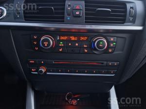 Pelēks BMW X3 2011 Liepāja, ar dzinēja tilpumu 3.00 L un nobraukumu 326 tūkst. km par 10990 €, foto 18 vietnē AUTOMOTO.COM.LV