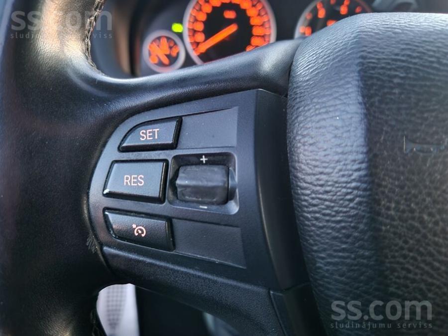 Pelēks BMW X3 2011 Liepāja, ar dzinēja tilpumu 3.00 L un nobraukumu 326 tūkst. km par 10990 €, foto 26 vietnē AUTOMOTO.COM.LV