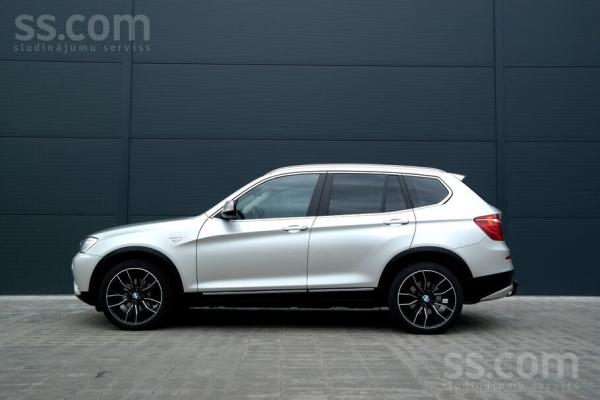 Pelēks BMW X3 2011 Rīga, ar dzinēja tilpumu 2.00 L un nobraukumu 299 tūkst. km par 10900 €, foto 4 vietnē AUTOMOTO.COM.LV