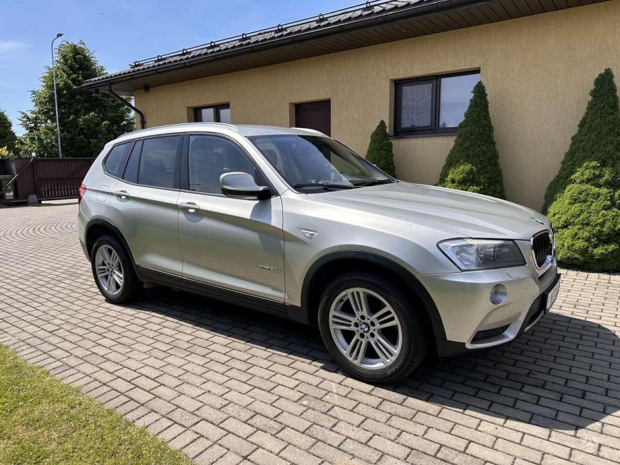 Pelēks BMW X3 2011 Kauņa, ar dzinēja tilpumu 2.00 L un nobraukumu 389 tūkst. km par 7300 €, foto 1 vietnē AUTOMOTO.COM.LV