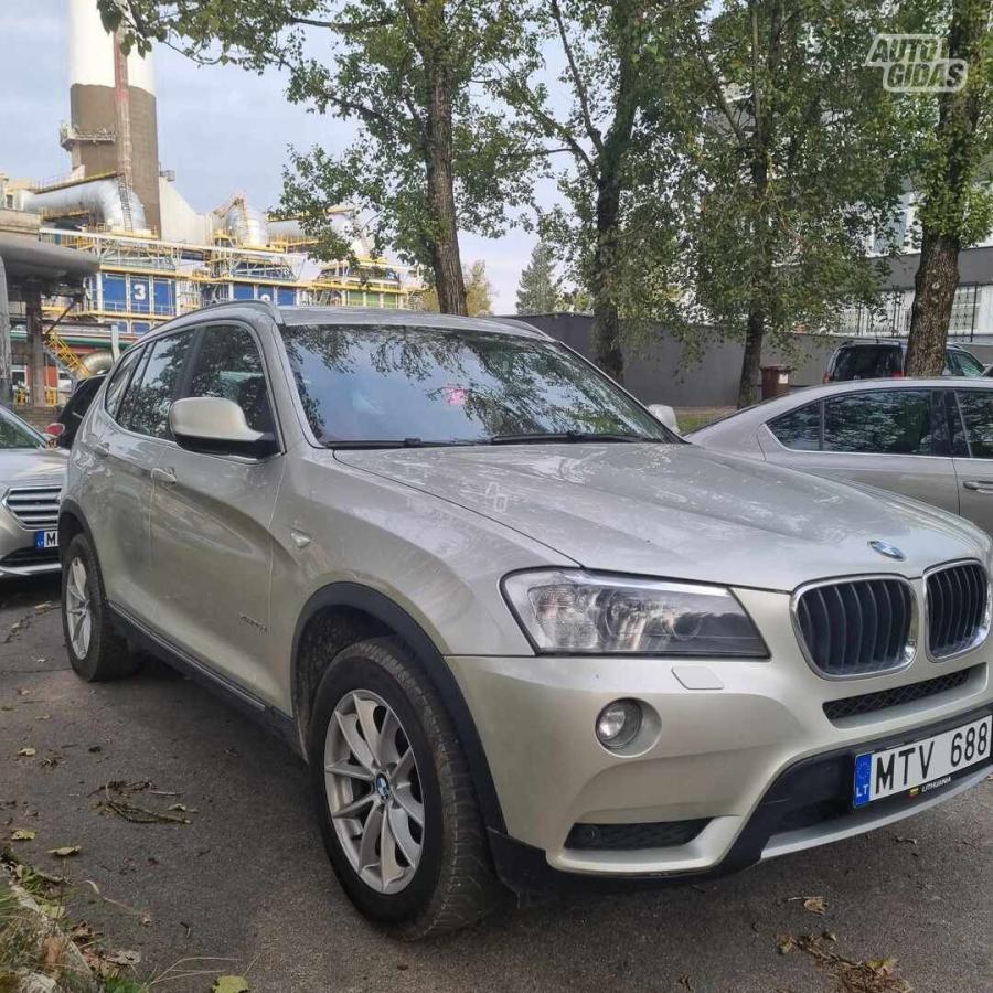 Grey BMW X3 2011 in Vilnius, with an engine capacity of 2.00 L and mileage of 270 thousand km for 8300 €, photo 14 on AUTOMOTO.COM.LV
