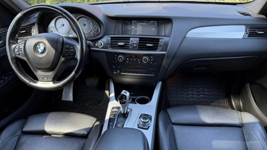 Grey BMW X3 2011 in Riga, with an engine capacity of 3.00 L and mileage of 260 thousand km for 10950 €, photo 27 on AUTOMOTO.COM.LV