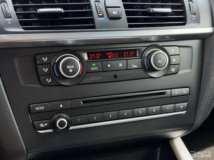 Grey BMW X3 2011 in Taurage, with an engine capacity of 2.00 L and mileage of 291 thousand km for 7900 €, photo 23 on AUTOMOTO.COM.LV