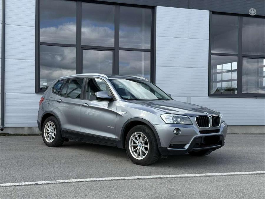 Grey BMW X3 2011 in Panevezys, with an engine capacity of 2.00 L and mileage of 330 thousand km for 6200 €, photo 3 on AUTOMOTO.COM.LV