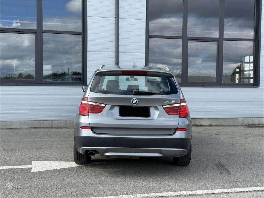 Grey BMW X3 2011 in Panevezys, with an engine capacity of 2.00 L and mileage of 330 thousand km for 6200 €, photo 6 on AUTOMOTO.COM.LV