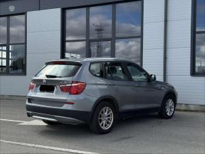 Grey BMW X3 2011 in Panevezys, with an engine capacity of 2.00 L and mileage of 330 thousand km for 6200 €, photo 8 on AUTOMOTO.COM.LV
